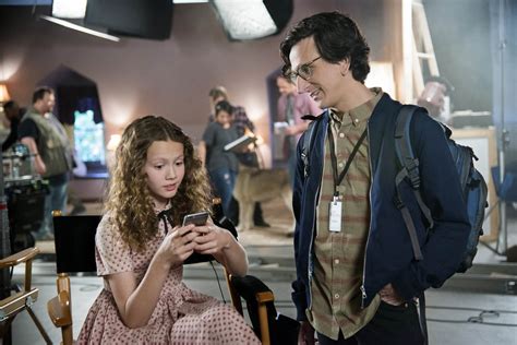 Love Love Photo Paul Rust Iris Apatow 26 Sur 68 Allociné