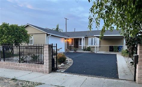 9303 Roslyndale Ave Arleta Ca 91331 ®