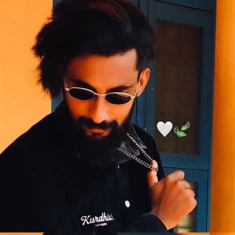 ‎𝙑𝙖𝙞ئ𝙝𝙣𝙖𝙫 ‎ snapx xyee on threads
