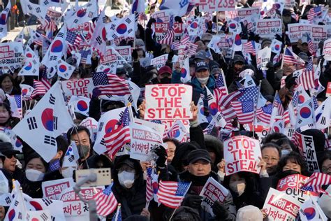 In South Korea Youtube Channels Are Exacerbating The Political Crisis