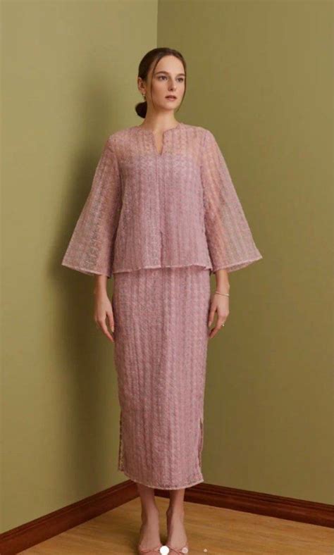 Hanya Amara Kurung Womens Fashion Dresses And Sets Traditional