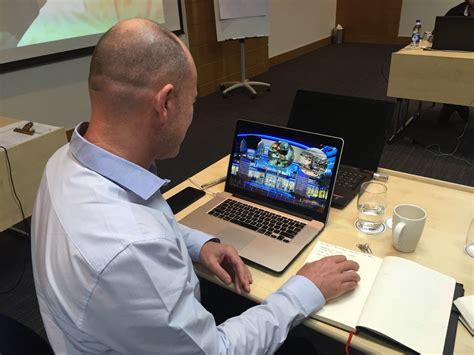 Data Visualization Training Audience Alive