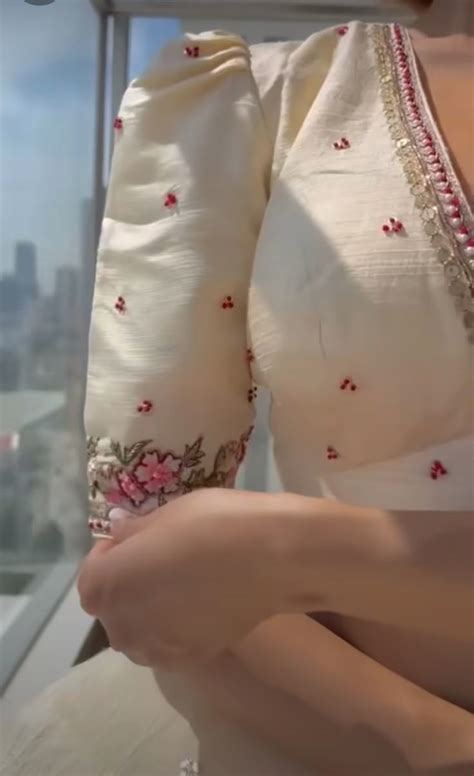 Pin By Shradha Sahoo On Muggam Works Latest Model Blouse Designs