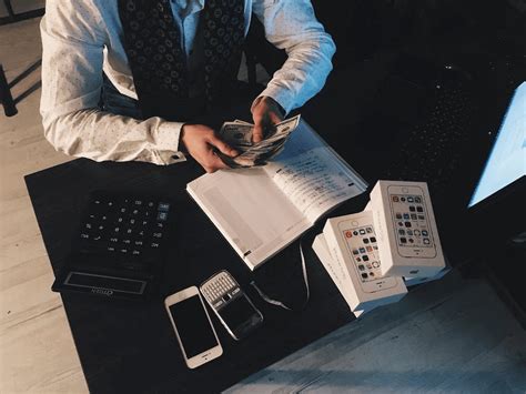 How To Manage Money With Python The Python Code