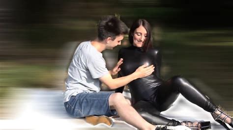 Queenparis Teeny Spezial Fickprüfung In Spandex Mit Nico 18 Queen