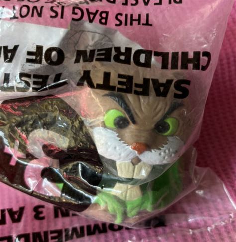 New Rl Stine Goosebumps Cuddles The Hamster Figure Taco Bell 1996 Sealed 4599695074