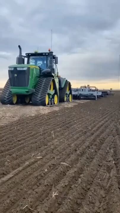 ranveer singh on linkedin what a machine