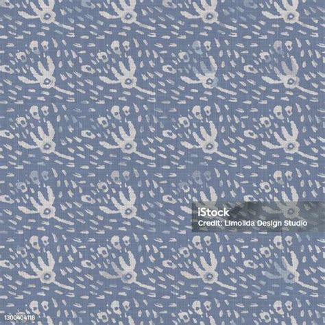 매끄러운 프렌치 농가 린넨 프린트 플로럴 다마스 백 프로방스 블루 그레이 린넨 패턴 텍스처 초라한 세련된 스타일 짠 블러 배경 인쇄물 전체에 섬유 소박 가정의 방에 대한