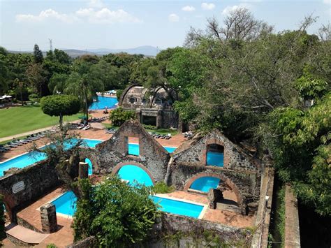 La Hacienda De Cocoyoc Tiene La Belleza De La Arquitectura Colonial Del