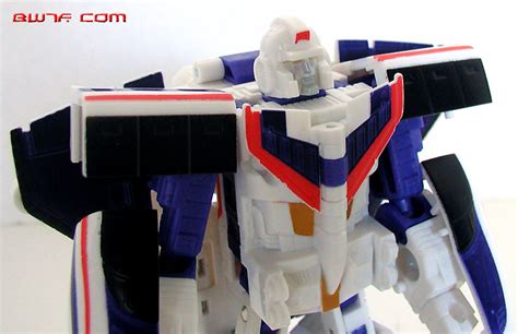 Transformers Classics Astrotrain Toy Review Bens World Of Transformers