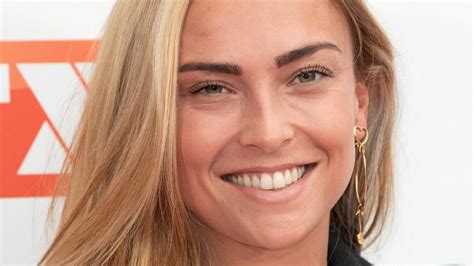 Inès Vandamme Dans «stars à Nu «je Me Suis Sentie Investie Dune Mission