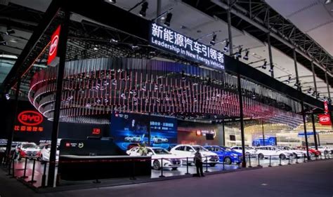 2017广州车展 10秒带你看完比亚迪展台大明星 搜狐汽车 搜狐网
