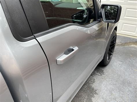 Door handle swap ? | F150gen14 -- 2021+ Ford F-150, Tremor, Raptor ...