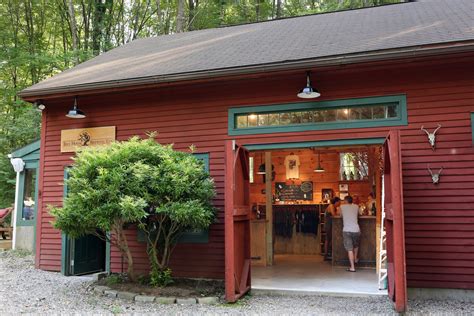 GALLERY Tree House Brewing Co