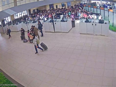 Замын Үүд боомтоор нэг өдрийн дотор 8600 гаруй иргэд нэвтэрчээ Isee Mn