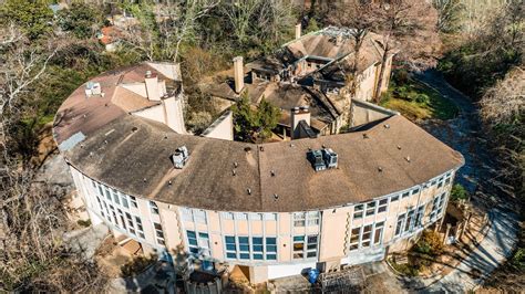 Abandoned $5.5 Million MEGA Mansion | Everything Left Behind - YouTube