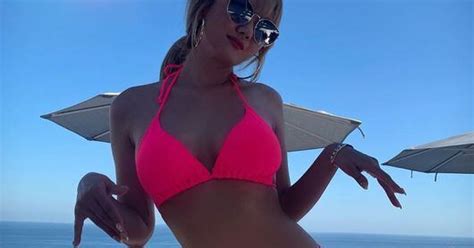 구릿빛 피부 볼륨감 ♥ Exid Le 위아래 완벽한 비키니 자태[★shot ]