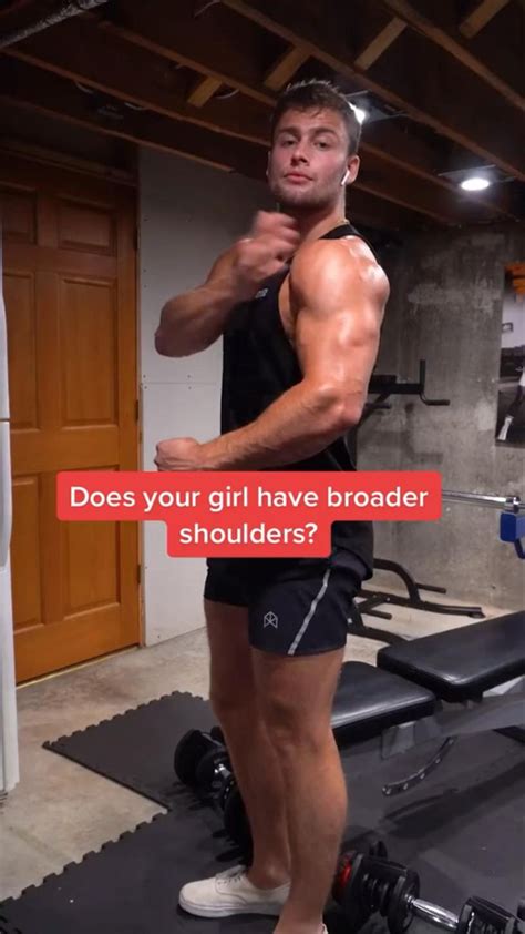 Does Your Girl Have Bigger Shoulders Than You Try This Shoulder Workout Abs And Cardio