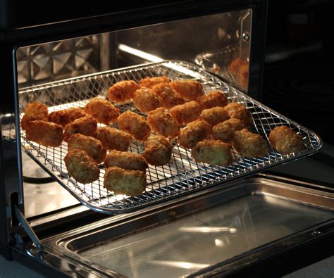 Our Place Wonder Oven A Celebrity Pan Turns To Appliances Homes And