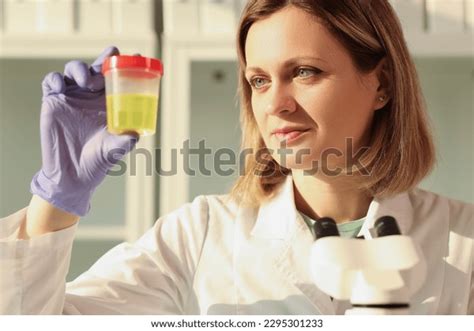 11 Thousand Urine Analysis Laboratory Royalty Free Images Stock