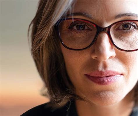 Optiswiss Präsentiert Die Biometrische Gleitsichtglasinnovation