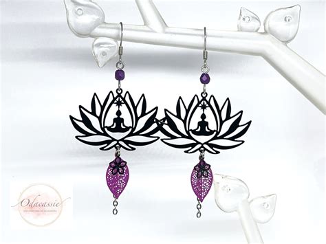 Boucles Doreilles Fleurs De Lotus Esprit Zen Noir Violet Odacassie