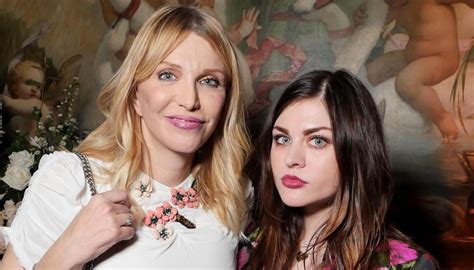 Chi Frances Bean Cobain Curiosit Imperdibili Su Di Lei