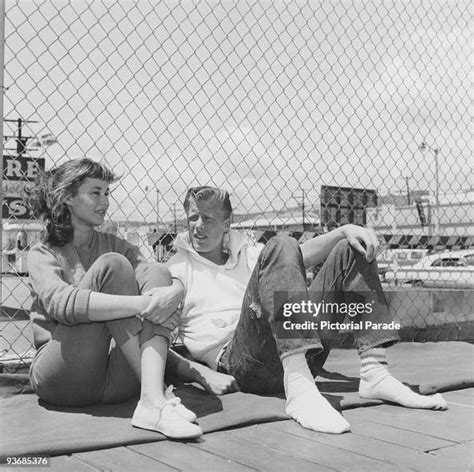Actress Roberta Shore With Singer Dean Torrence Of American Pop Duo