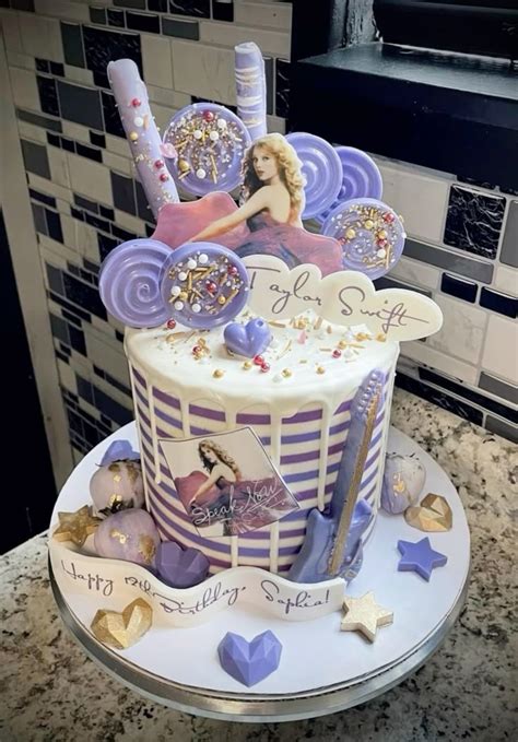 Cake 🍰 Taylor Swift Cake Taylor Swift Birthday Party Ideas Taylor