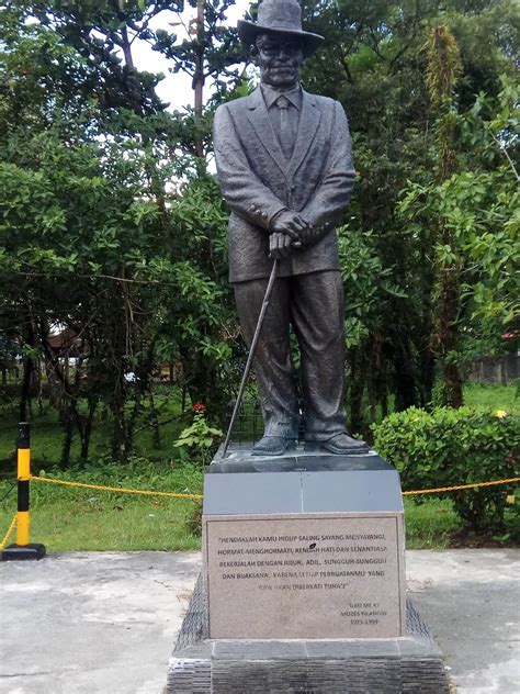 Perginya Uru Me Ki Dan Ratap Panjang Mengenang Gunung Suci Jubi