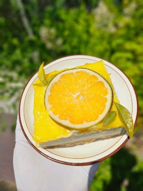 진주카페 진주핫플 수제디저트 인앤아웃 반갑습니다인앤아웃입니다 상큼하고 부드러운 레몬치즈레어케이크달콤하면서도 산뜻한 디저트를 찾고 계신가요 레몬치즈레어케이크가