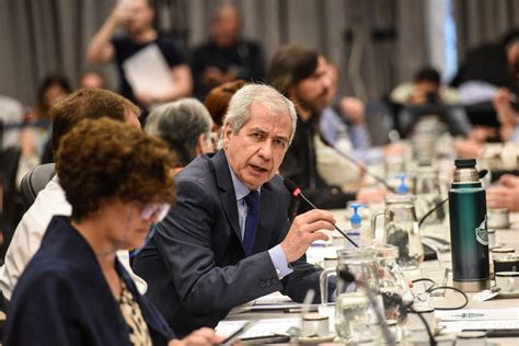 Con La ExposiciÓn De Sectores De La Sociedad Civil ContinÚa El Debate