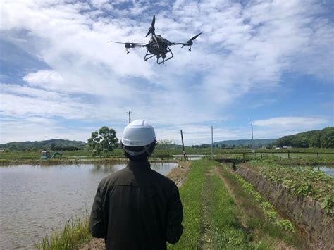 農業ドローン Dji Agras T10で除草剤散布を行いました ドローンのことならhelicam株式会社