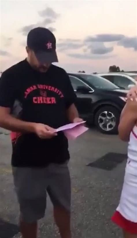 Video Shows Daughter In Texas Asking Stepdad To Adopt Her Daily Mail Online