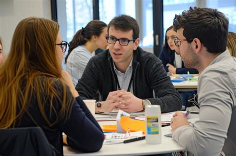 Premium Photo Entrepreneurial Pitch Sessions At A Startup Incubator