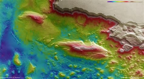Esa Juventae Chasma Topography