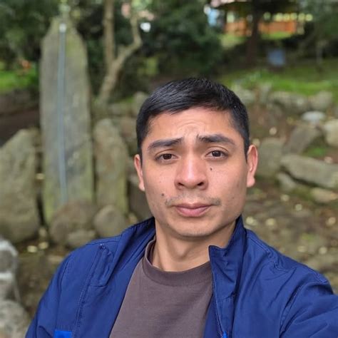 Roberto Balcázar Carpio Rob Balcazar • Threads Say More