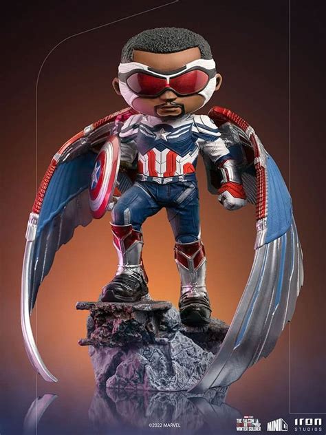 Statue Captain America Sam Wilson The Falcon And The Winter Soldier