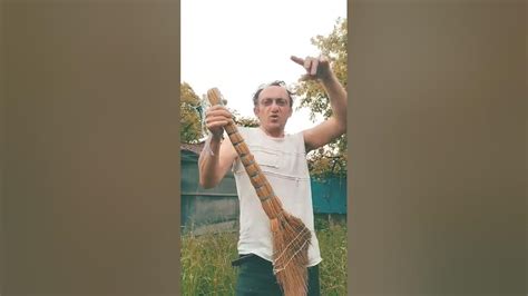 შოთა დარბაიძე გიტარაზე უკრავს Youtube