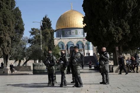 Violence At Holy Jerusalem Site Raises Tension Over Holidays World