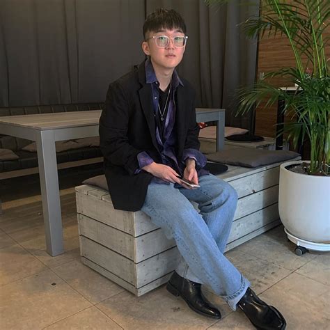 ไอเดีย Wave To Earth 250 รายการ สัมภาษณ์ กีต้าร์ไฟฟ้า รูปวินเทจ