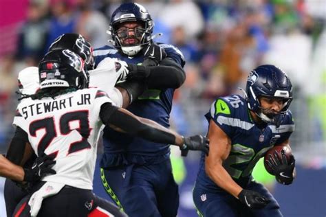 Zach Charbonnet Seahawks Run Over Texans Keep Pace In Nfc West 981