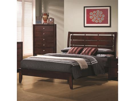 Coaster Bedroom Serenity Wood Eastern King Panel Bed Rich Merlot