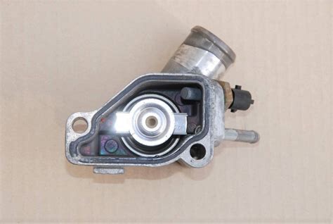 Thermostat Opel Astra G Cabrio Z18XE Bj. 2005 GM 24456401 6338005