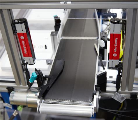 Smart Robot Logistics Palletizing Workcell Tech Labs Smart Robot Logistics Palletizing Workcell Tech Labs