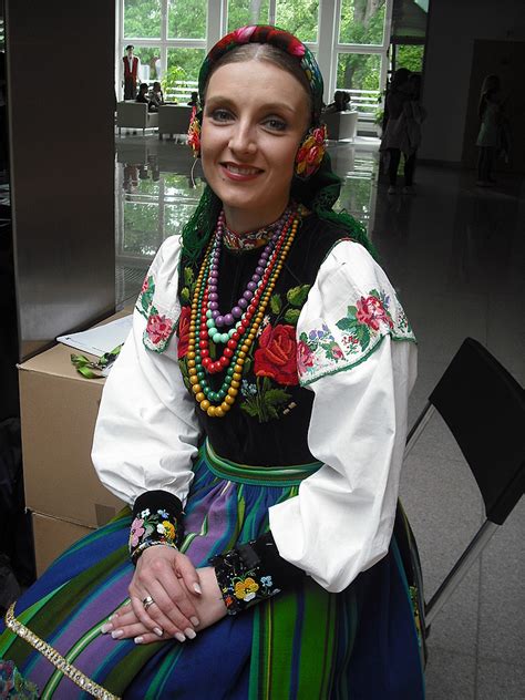 Karolin Artystka Zespołu Mazowsze Mazowsze Polskie Krajobrazy