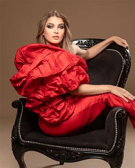 Áva Club Tiempo De Brillar C21 Wilson Chihan