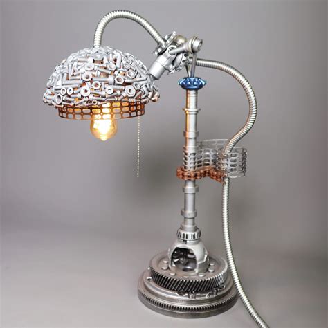 STEEL CREATIVE DESIGN LAMP – Nester-custom