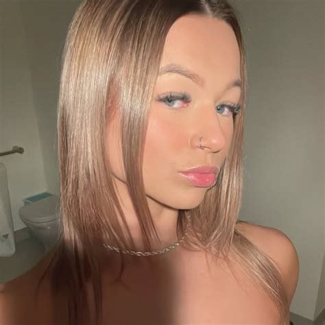 Zo Harrison On Threads