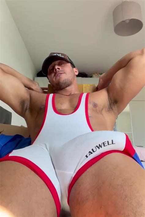 Sexy Bulge 99